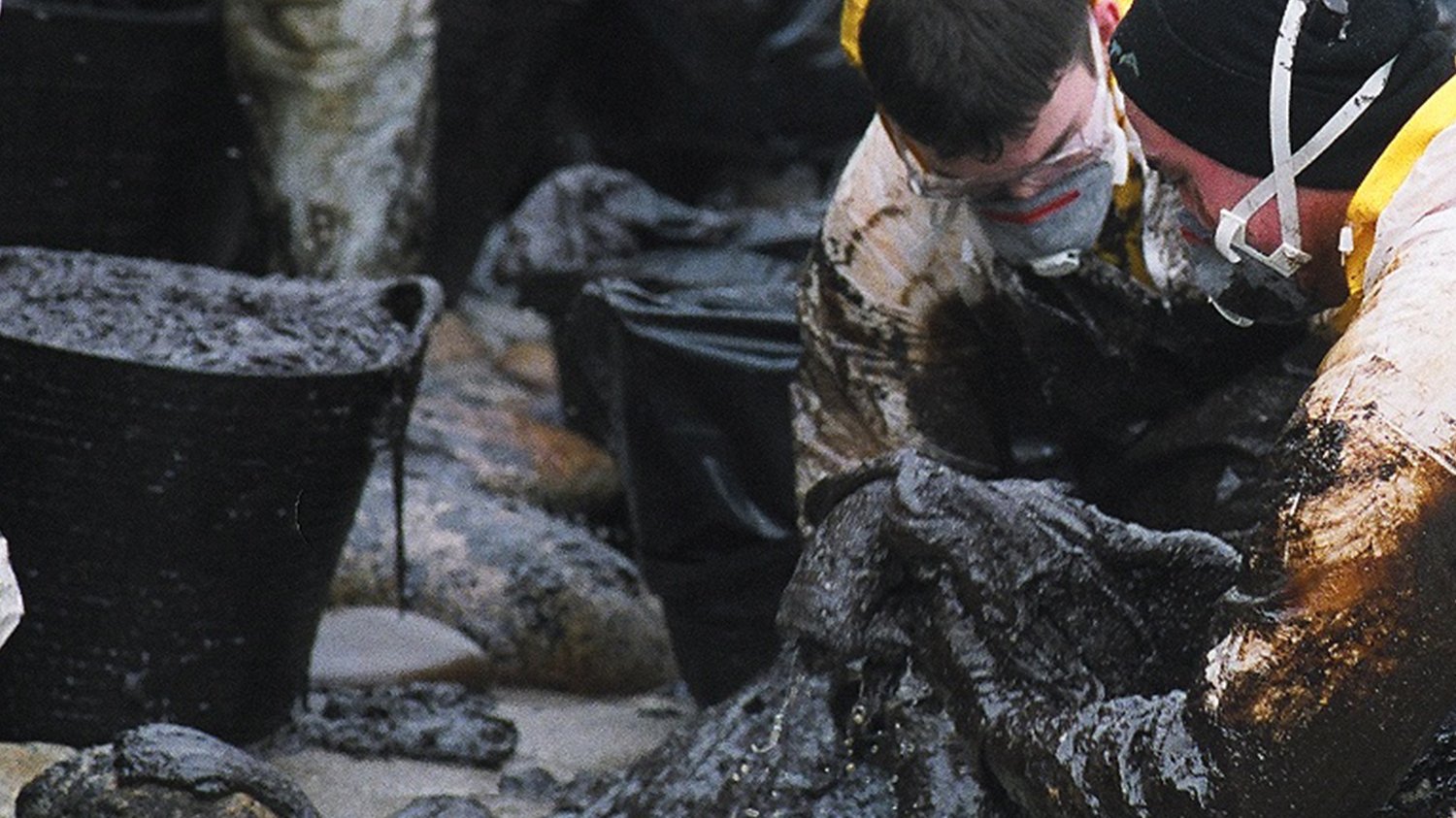 20 years after the Prestige accident: analysis of maritime safety in ...