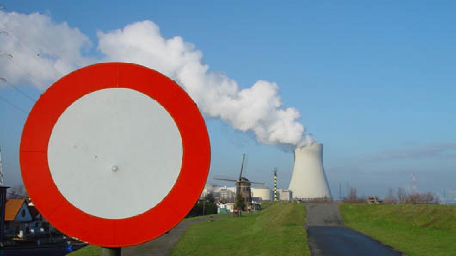 Flawed Reactor Pressure Vessels in Belgian Nuclear Plants Doel-3 and ...